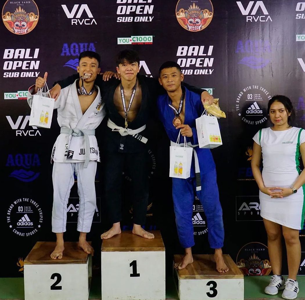 Mahasiswa IF UBAYA Berhasil Meraih Medali Emas pada Bali Open 2023 International Jiu Jitsu ...